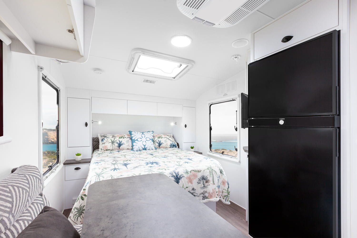 Caravan Series - Goldstream RV