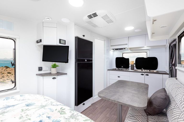 Tandem Axle Caravan Series - Goldstream RV