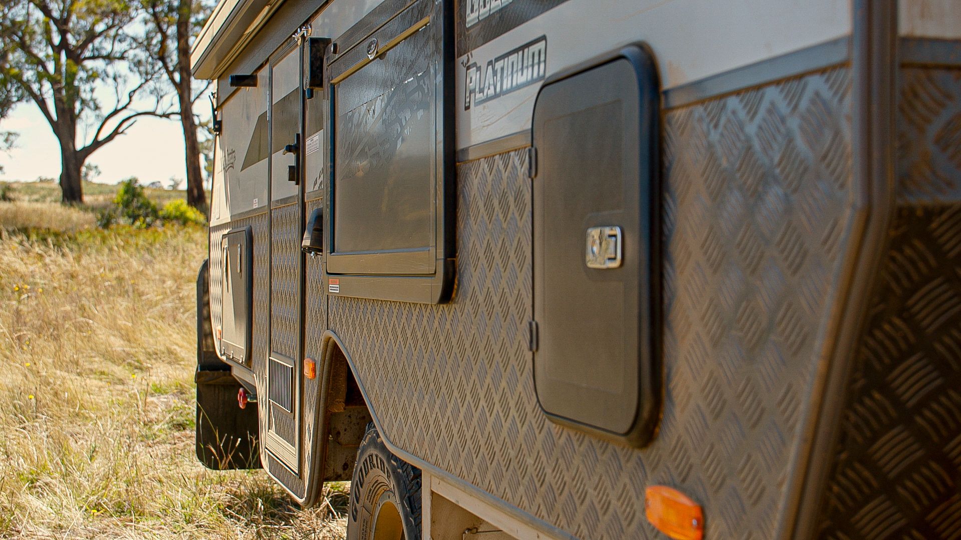 Crown Series - Goldstream RV